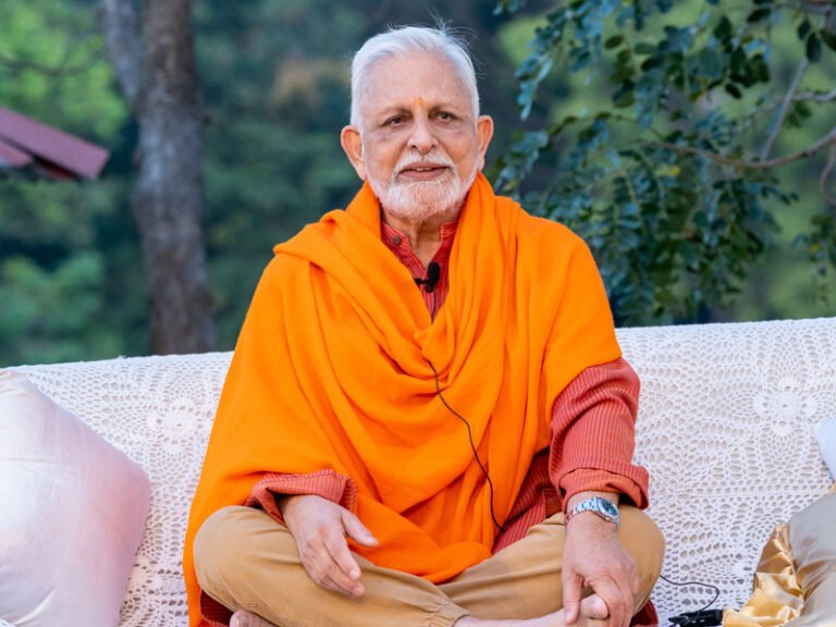 Residential Satsang with Sri M at the Babaji Temple, Nooranad